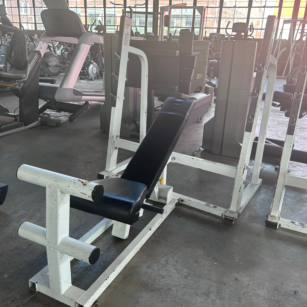 Pre-Owned Paramount Adjustable Incline Bench Press – Exercise Unlimited