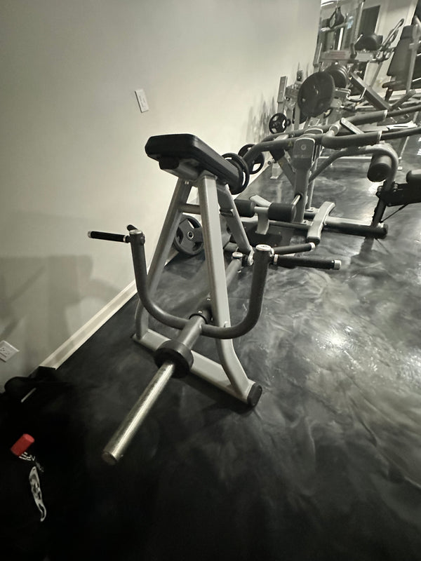 Pre-Owned Precor Discovery Series Plate-Loaded Incline Lever Row ...